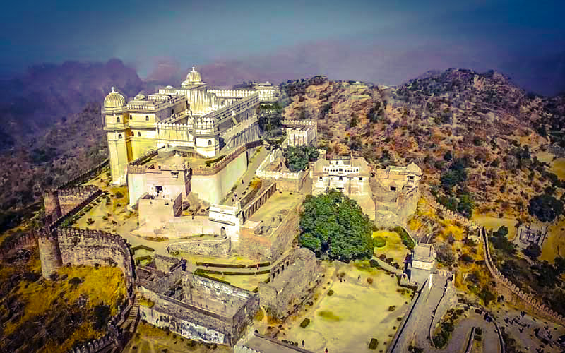 Kumbhalgarh Fort: Where History, Scenic Beauty, & Adventure Converge